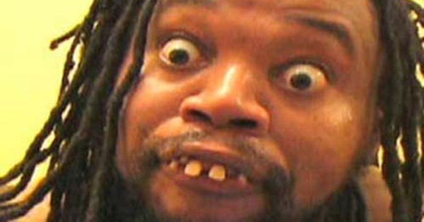 Site bizarro elege os homens mais feios do mundo! - Fotos - R7 Hora 7