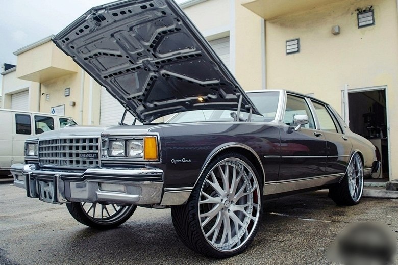 Dub Style: veja uma seleção de modelos tunados com rodas enormes ...