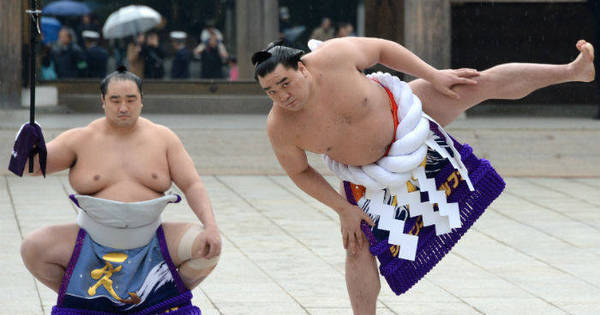 Com brasileiro, lutadores de sumô fazem ritual para celebrar 2014 ...
