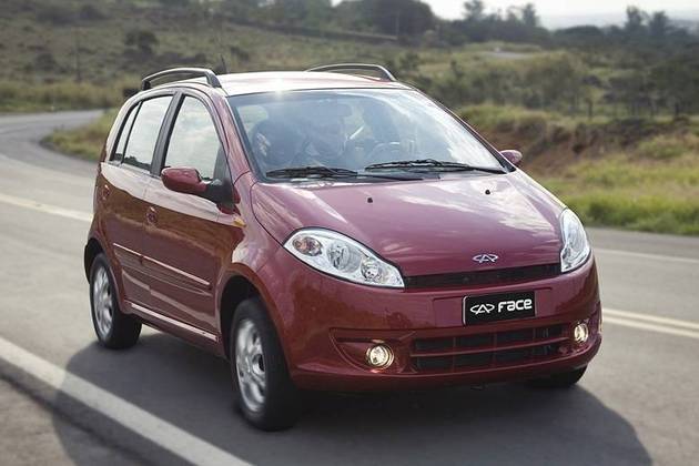 Veja os carros mais beberrões segundo o Inmetro - Fotos - R7 Carros