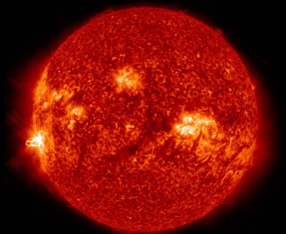 Sol "acorda" e solta a labareda mais forte do ano - Fotos - R7 ...