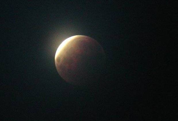 Lua de Sangue: eclipse lunar vai deixar a Lua vermelha na madrugada ...