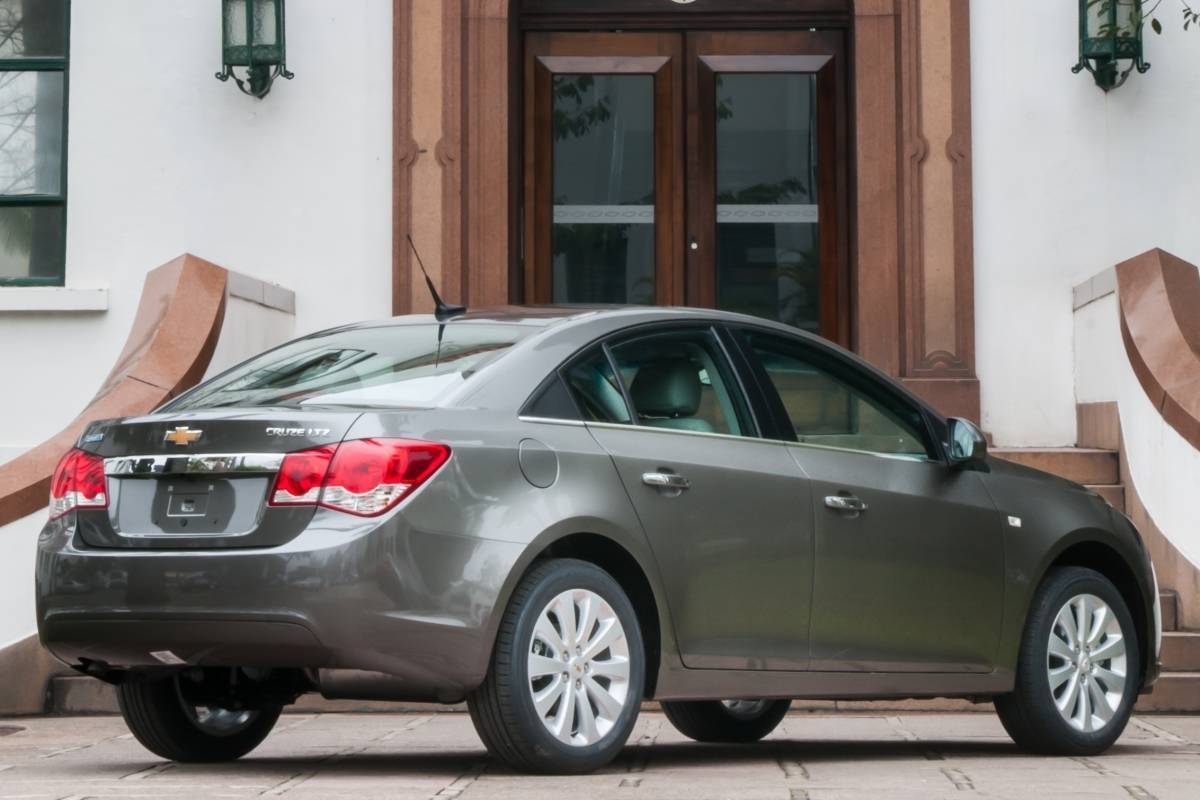 Novo Chevrolet Cruze 2015 é revelado nos Estados Unidos - Fotos - R7 Carros