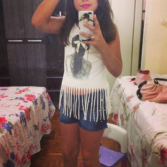 Muito nova para sensualizar? Aos 12 anos, Maisa divide opiniões com ...