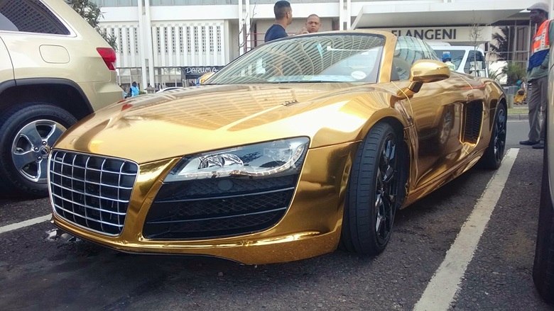 Seleção dourada: veja carros que brilham feito ouro - Fotos - R7 Carros