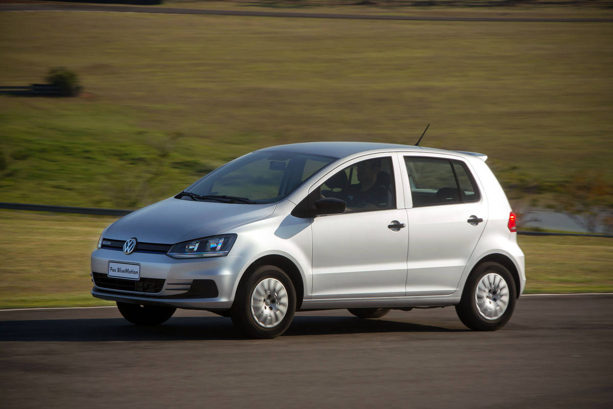 Teste: novo Volkswagen Fox acerta a curva para o motorista, mas só na ...