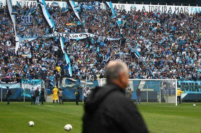 Pesquisa aponta torcida do Grêmio como mais fanática do Brasil - Fotos ...