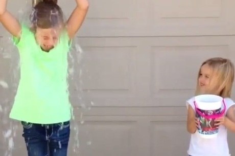 Desafio do balde de gelo foi uma das maiores febres de 2014 e ...