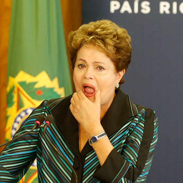 Dilma recebe relatório da Comissão da Verdade e vai às lágrimas ao ...
