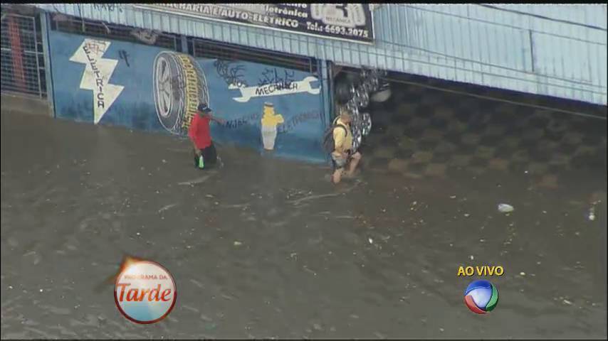 Chuva causa enchentes e deixa São Paulo em estado de atenção - Fotos ...