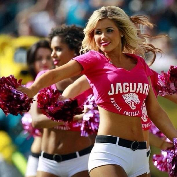 Conheça Whitney Cowart, eleita a cheerleader mais quente do ano na NFL ...