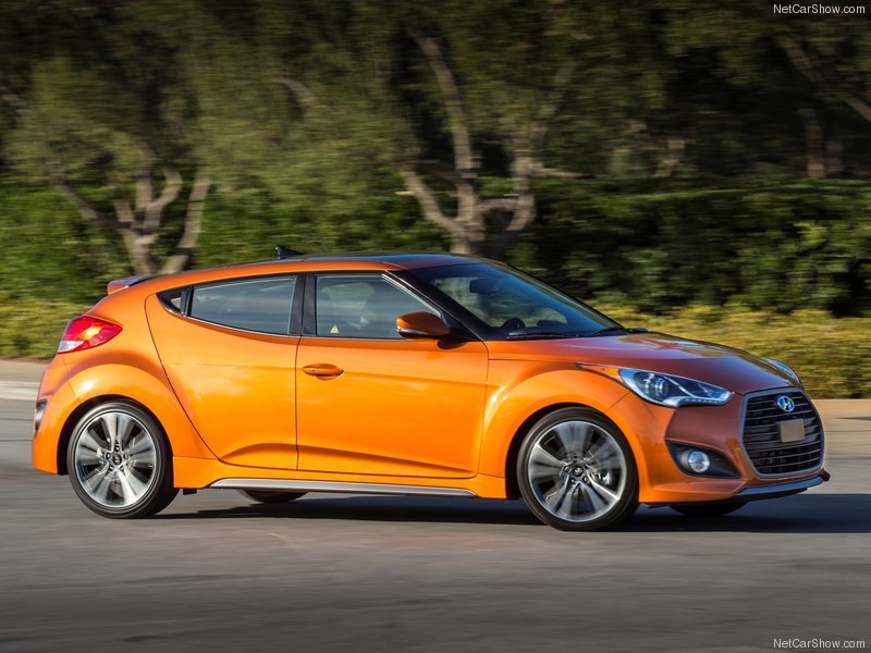 Novo Hyundai Veloster mantém estilo esportivo e ganha motor de 204 ...