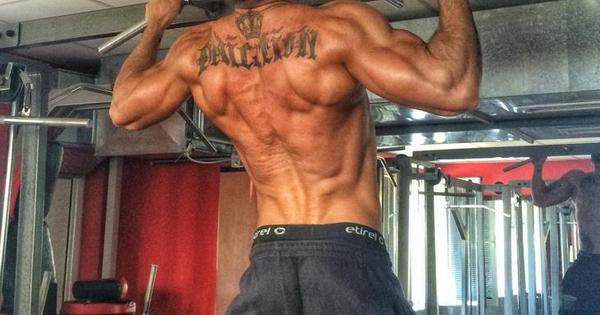 Conheça o Muso Fitness que adora expor seus músculos na internet ...