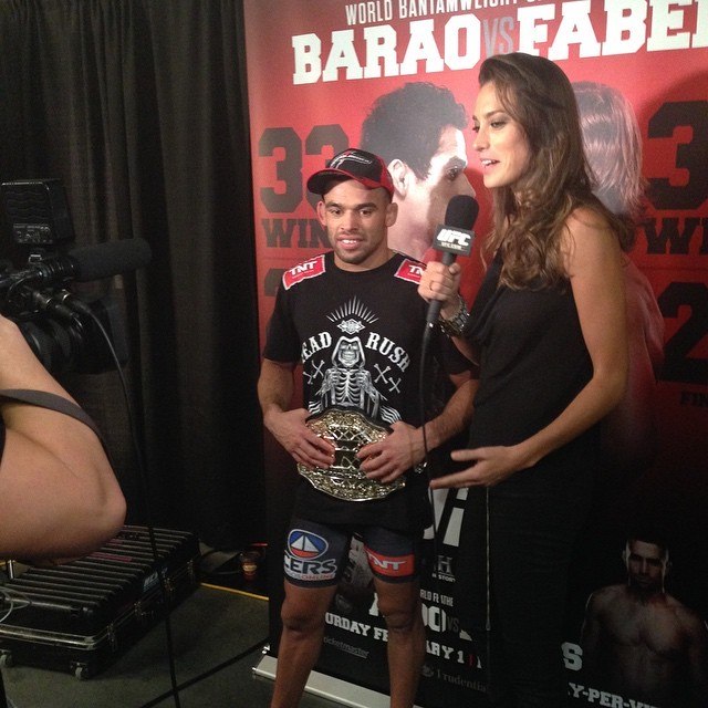 Conheça a repórter brasileira do UFC nos Estados Unidos que é cheia de ...