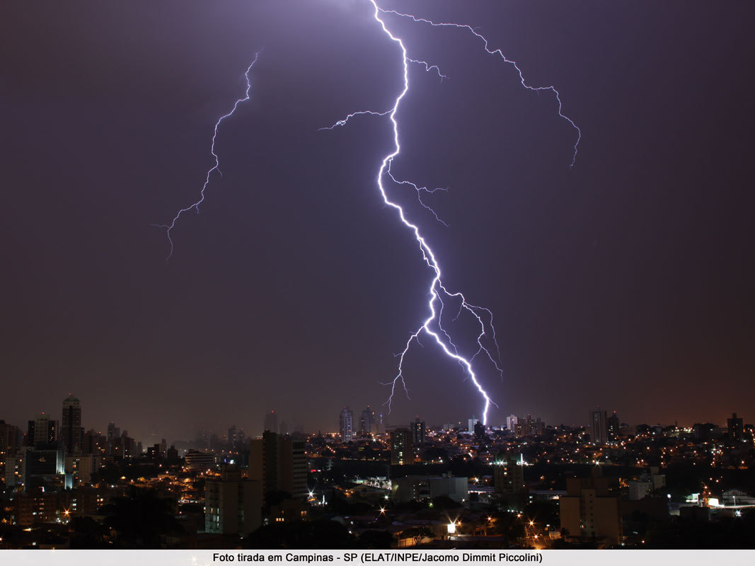 Exposição mostra as mais belas imagens de raios no Brasil - Fotos - R7 ...