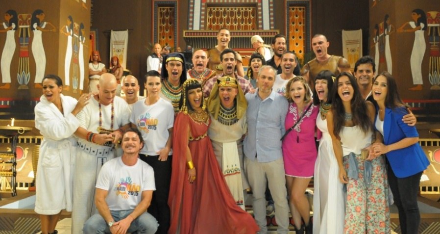 Pela 1ª vez na TV brasileira, novela da Record é líder em São Paulo ...