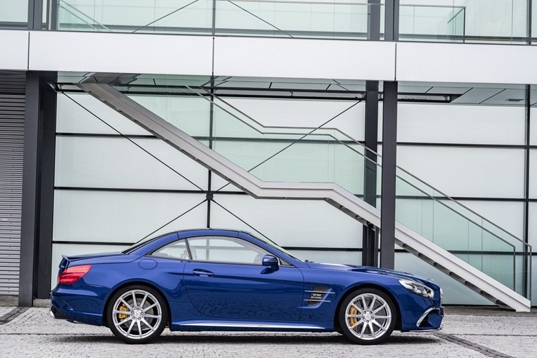 Mercedes mostra imagens do novo conversível SL - Fotos - R7 Carros