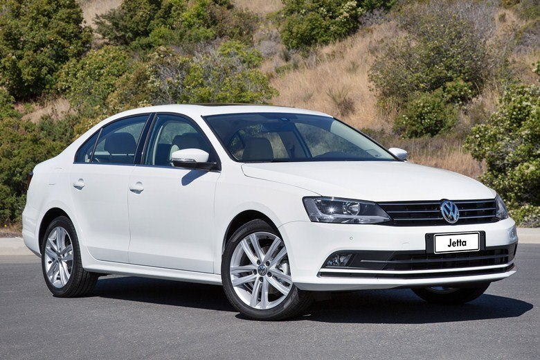 Conheça em detalhes o novo Volkswagen Jetta; sedã aposenta o 2.0 flex e ...