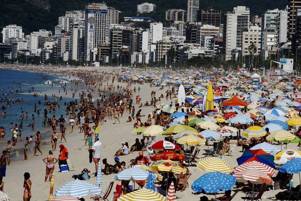 Rio tem sensação térmica de 45,6ºC e praias lotadas na Quarta de Cinzas ...