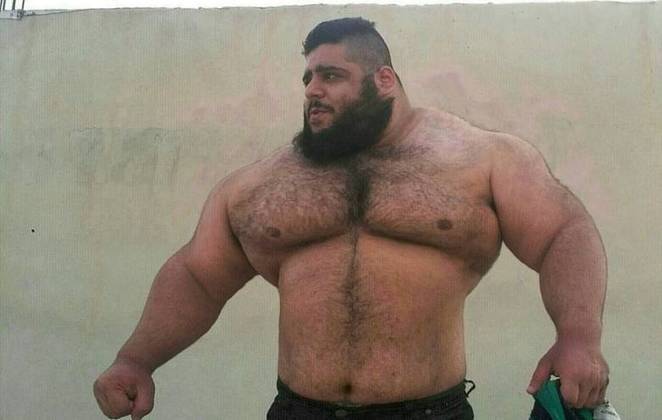 Hulk humano! Halterofilista iraniano impressiona por semelhança com ...