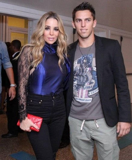Jonatas Faro completa 29 anos e publica foto com o filho: "O melhor ...