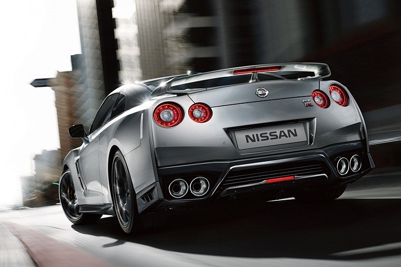 R$ 900 mil é o preço oficial do Nissan GT-R no Brasil - Fotos - R7 Carros