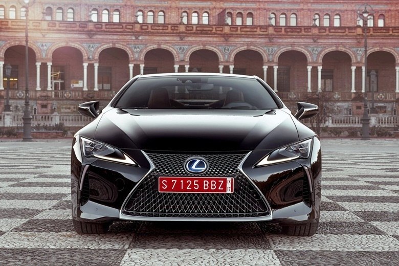 Lexus mostra o LC 500h, cupê híbrido inédito com desempenho de ...