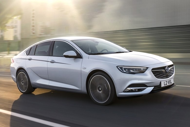 Sucessor do Chevrolet Vectra ganha segunda geração - Fotos - R7 Carros