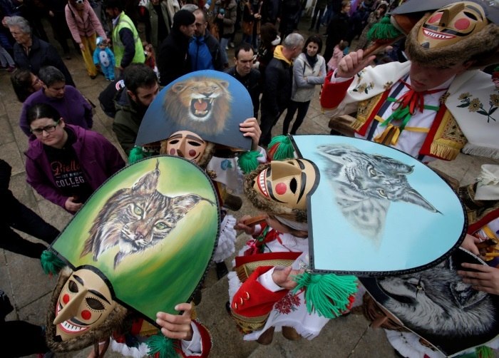 Motorista bêbado atropela mais de 20 pessoas em Carnaval de Nova ...