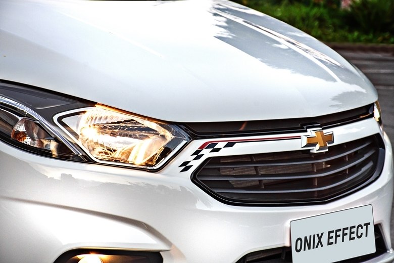 Chevrolet Onix 2018 estreia com versão Effect por R$ 54.990 - Fotos ...