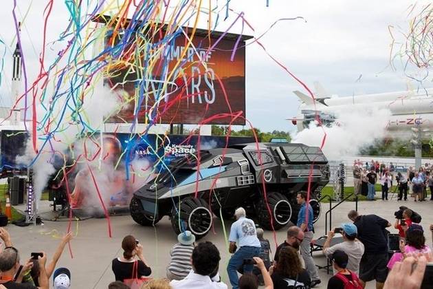 Conheça o veículo da NASA que vai andar em Marte - Fotos - R7 Carros