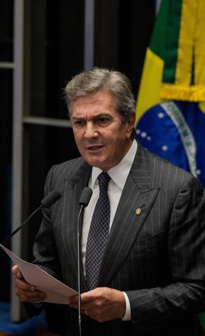Collor confirma pré-candidatura à Presidência da República - Notícias ...