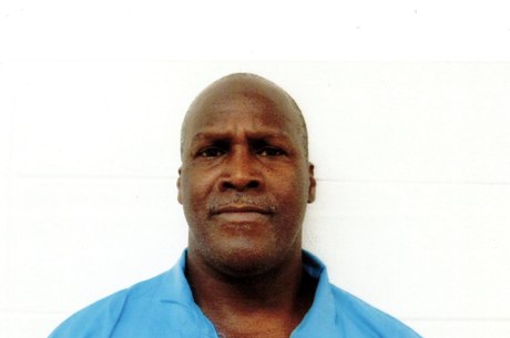 Americano prova inocência e é solto após 38 anos preso injustamente ...