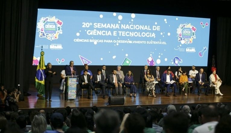 Governo federal lança semana de ciência e tecnologia com foco em ...