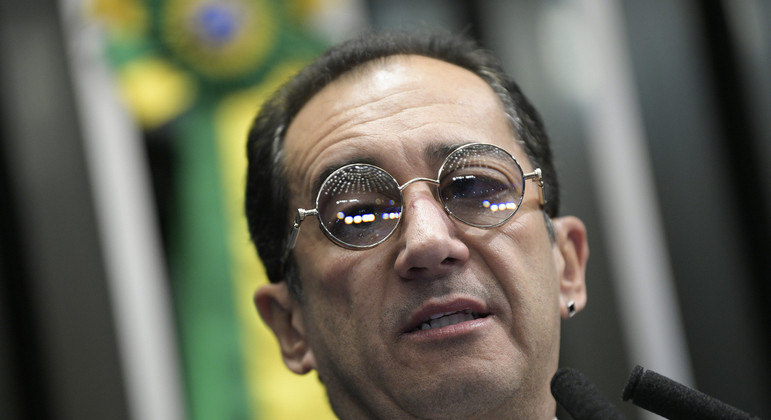 STF mantém decisão que tornou senador Jorge Kajuru réu por injúria e ...