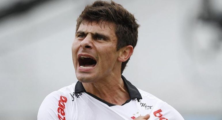 Para evitar racha no Corinthians, Alex ficará com a base - Prisma - R7 ...