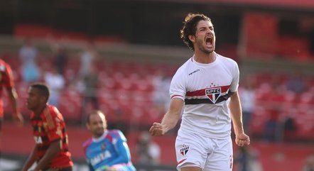 São Paulo anuncia retorno de Alexandre Pato - Esportes - R7 Futebol