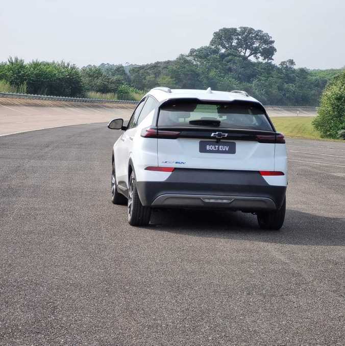 Andamos com novo Bolt EUV elétrico na pista; veja avaliação - Prisma ...