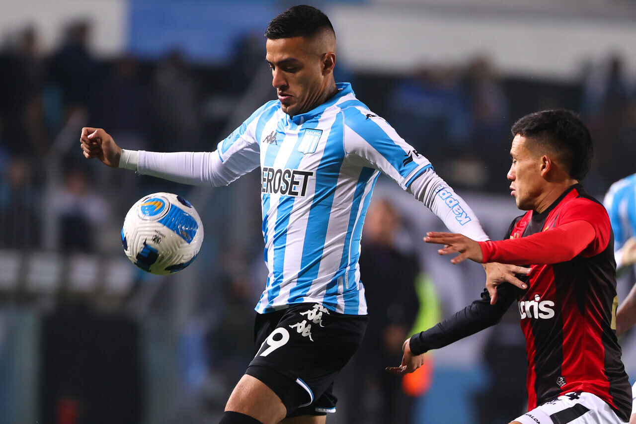 Palmeiras se acerta com Aníbal Moreno, e fica perto do primeiro reforço ...