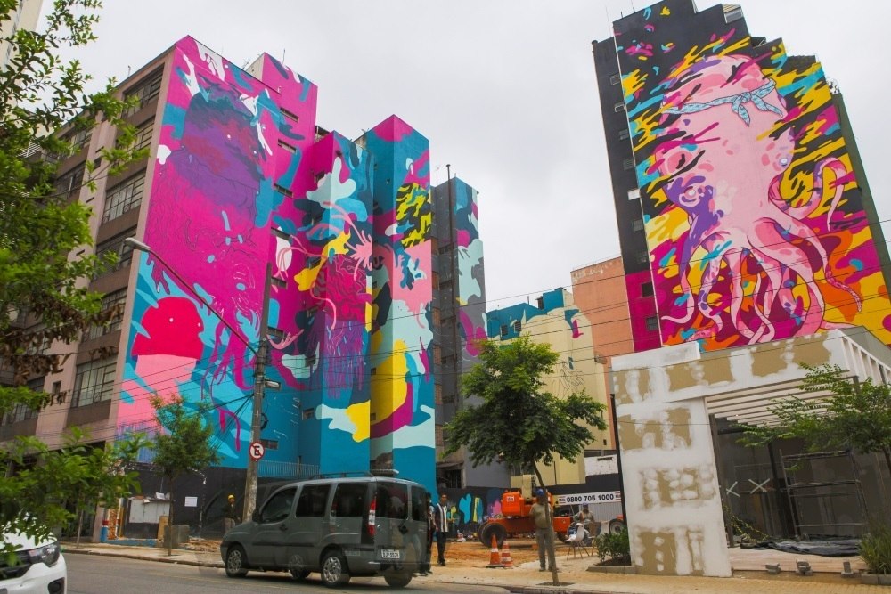 Grafite em 15 prédios de SP pode se tornar o maior mural do mundo ...