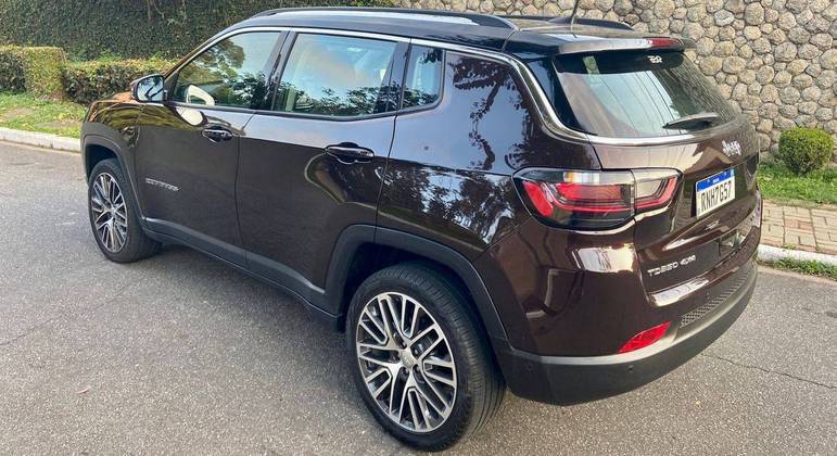 Jeep Compass e Commander 2023 ganham novos equipamentos: veja - Prisma ...