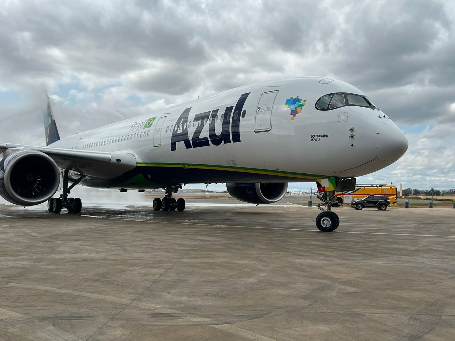 Azul faz voo inaugural do A350 no dia em que celebra 14 anos de ...