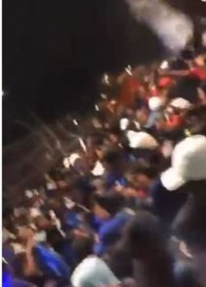 Centenas de jovens aglomerados participam de baile funk em SP ...