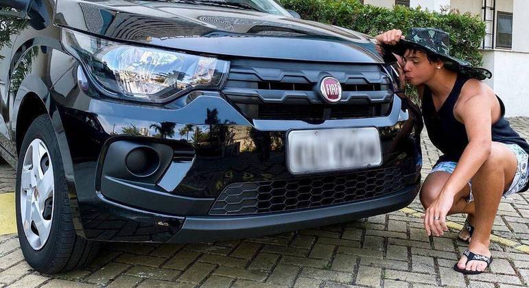 Ator Marcus Bessa compra primeiro carro e comemora: 'Sempre sonhei ...