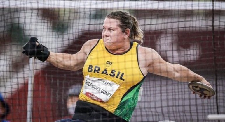 Por Beth Gomes, o ouro de número 99 na História paralímpica do Brasil ...