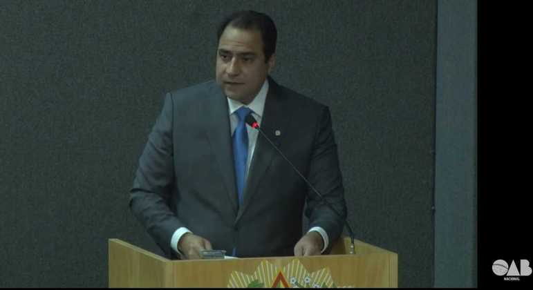 Beto Simonetti toma posse como presidente nacional da OAB - Notícias ...