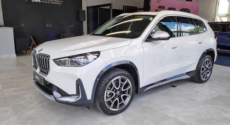 BMW lança X1 2023 em três versões a partir de R$ 296 mil - Prisma - R7 ...