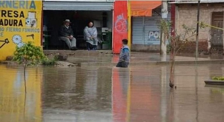 Fortes chuvas deixam ao menos 13 mortos no leste da Bolívia - Notícias ...