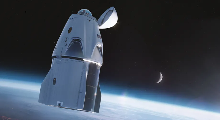 Cápsula da SpaceX terá uma janela extra para visão do espaço - Notícias ...