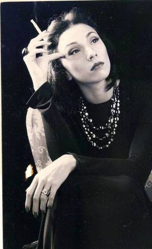 No aniversário de Clarice, uma biografia única - Prisma - R7 Ligia ...